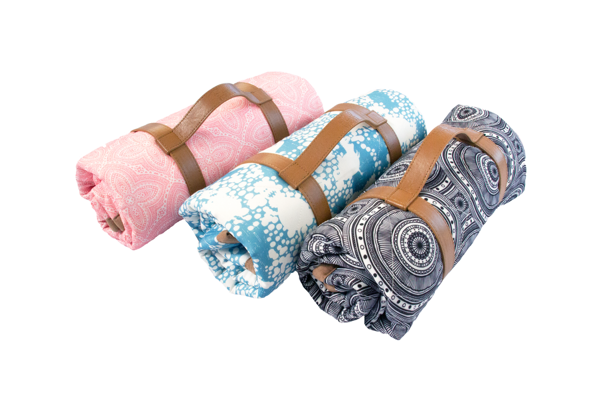 Compact Play Mats – Blush and Blocks